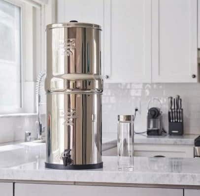 8 Best Gravity Water Filters - IndoorBreathing